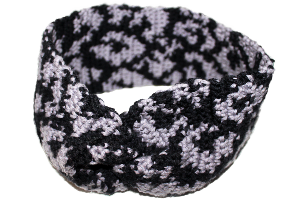 Make This Leopard Print Crochet Headband - a Free Pattern