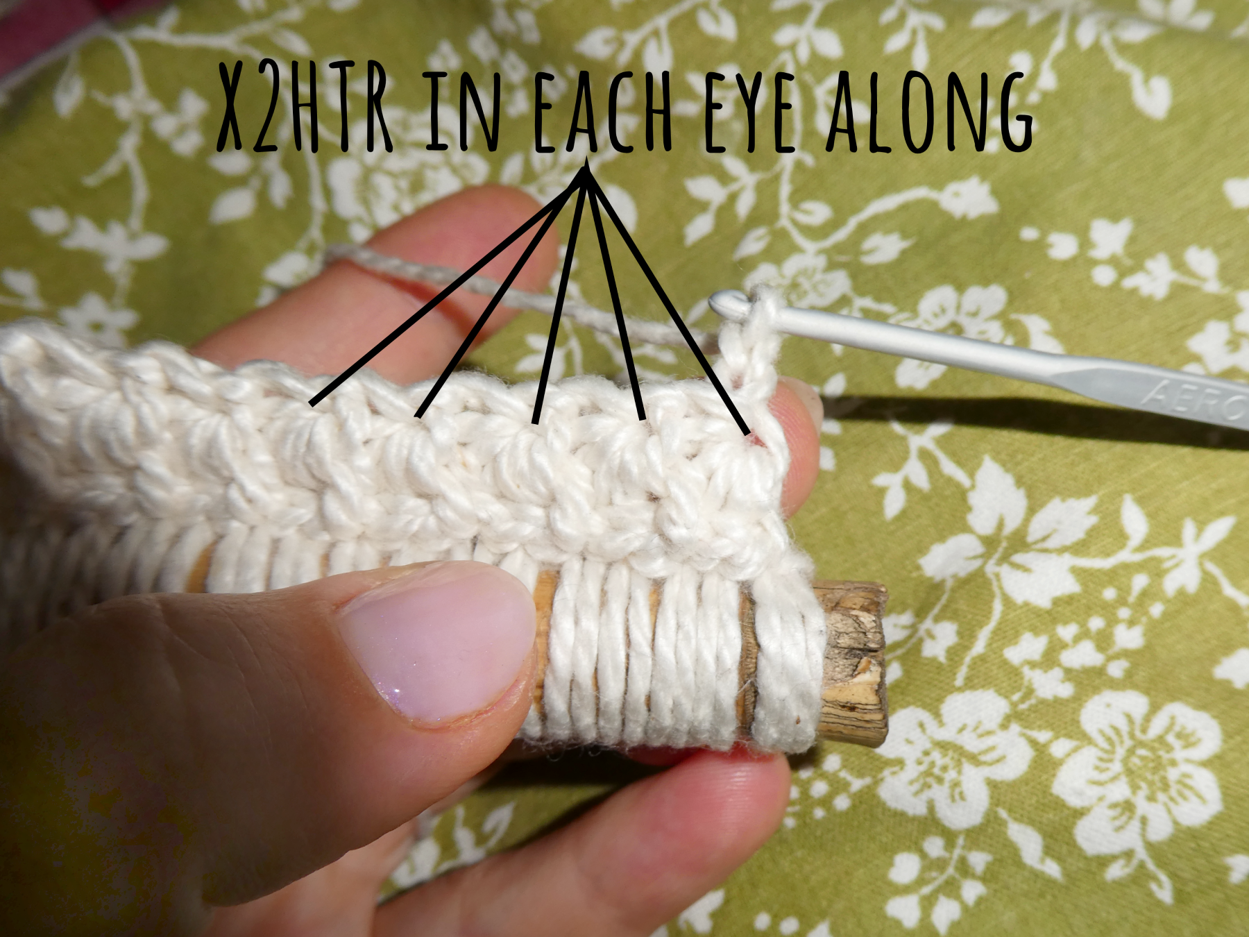 Make This Decorative Crochet Pin Display - a Free Pattern