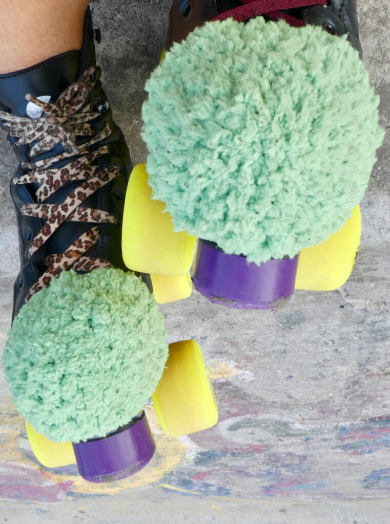 Fluffy Crochet Roller Skate Toe Guards - A Free Pattern”