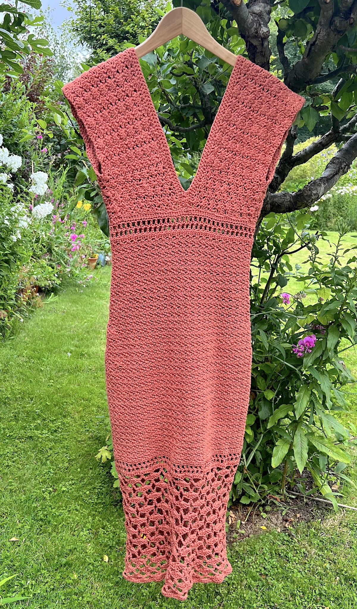 The Carolina Cocktail Dress - A Free Crochet Pattern